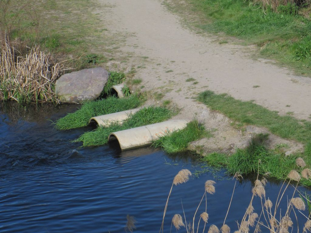 Puente Romano de Salamanca: alertan de graves humedades - SALAMANCArtv ...